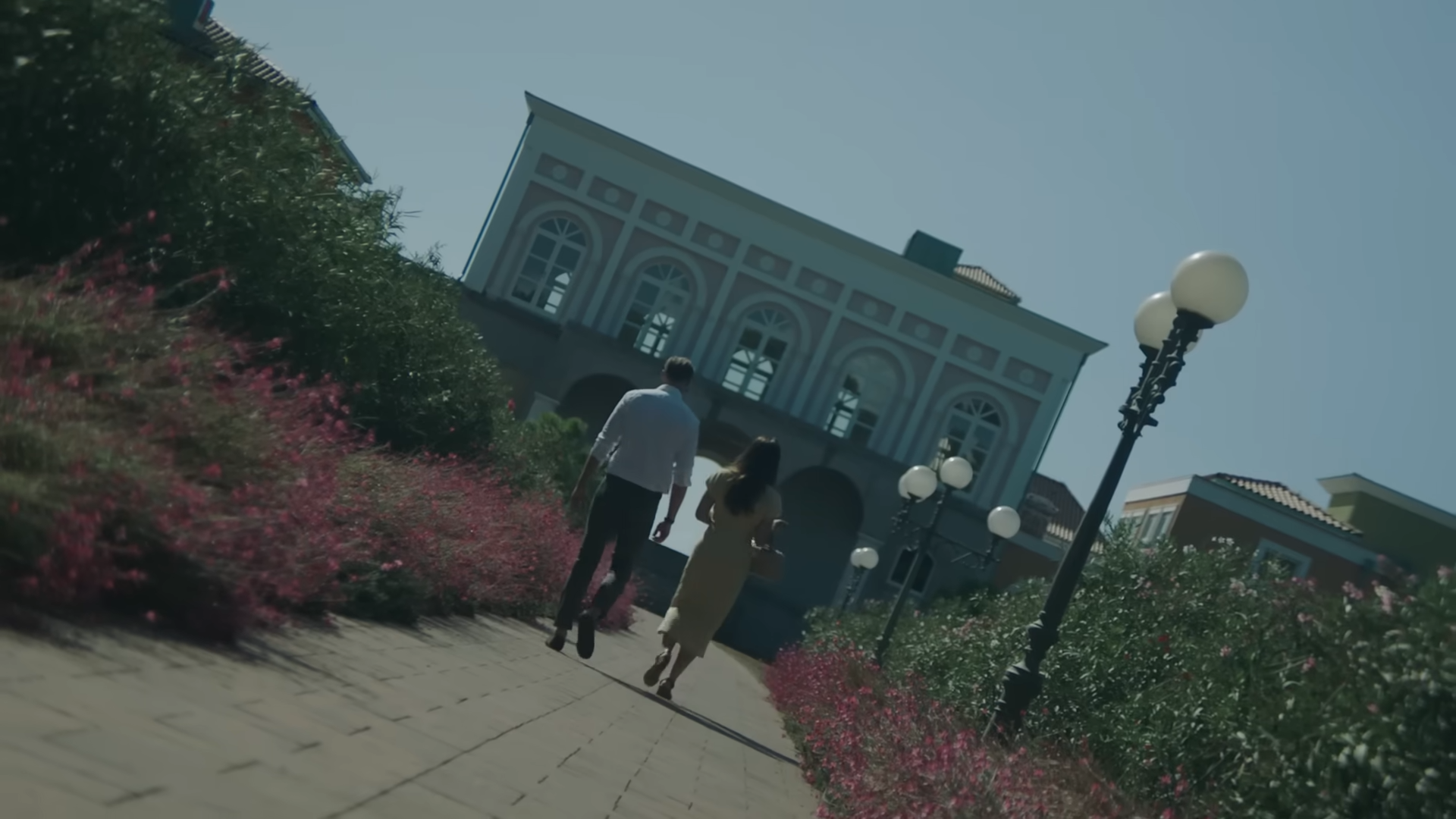 Infinity Pool (2023) – Scene by Green