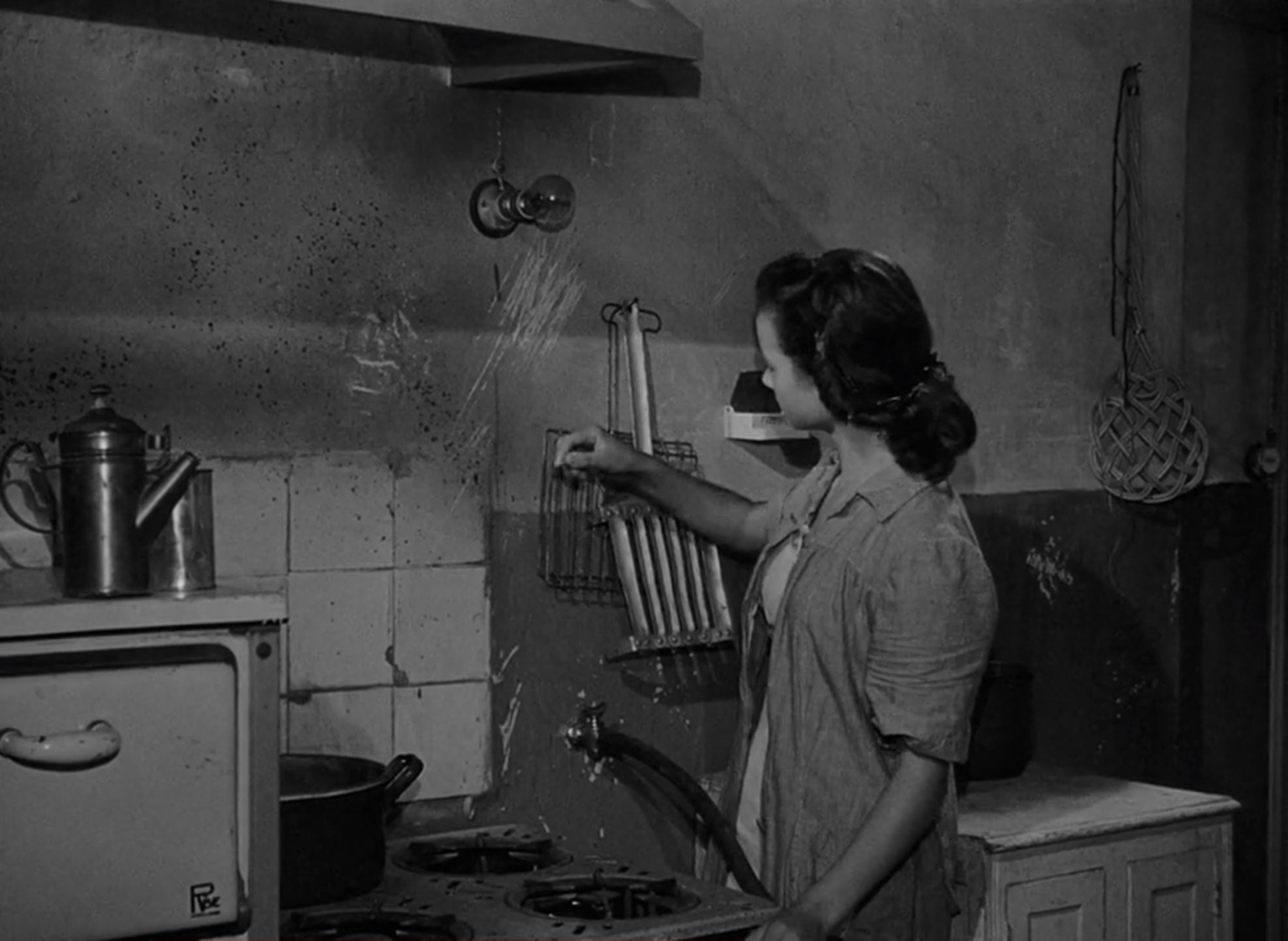 Umberto D. (1952) – Scene by Green